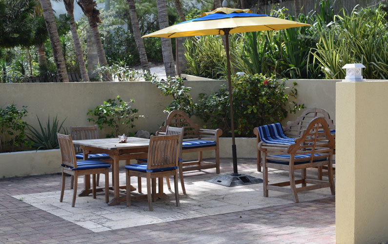 Infinity House – Runaway Hill Inn